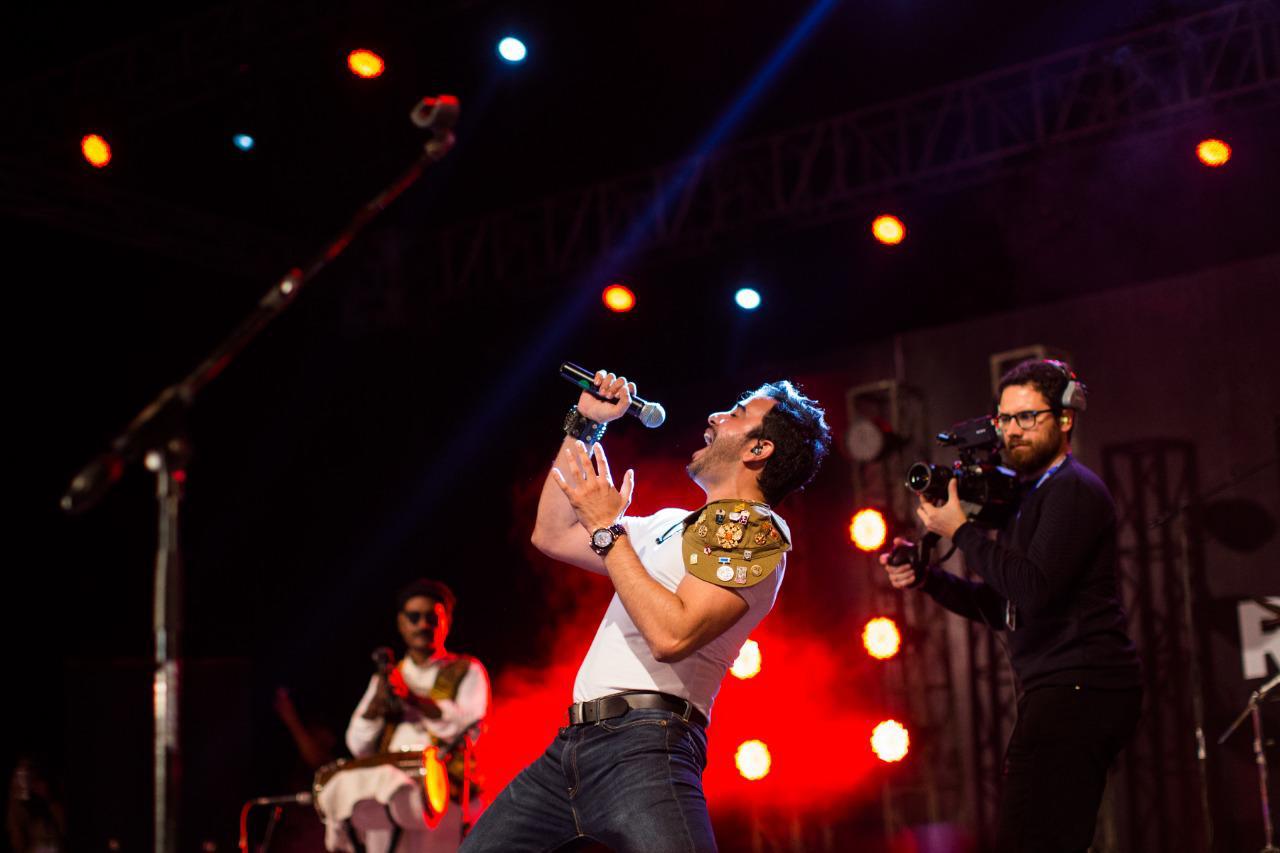 Junaid Khan: Pakistan’s Best Progressive Rock Singer - Maheen The Globe